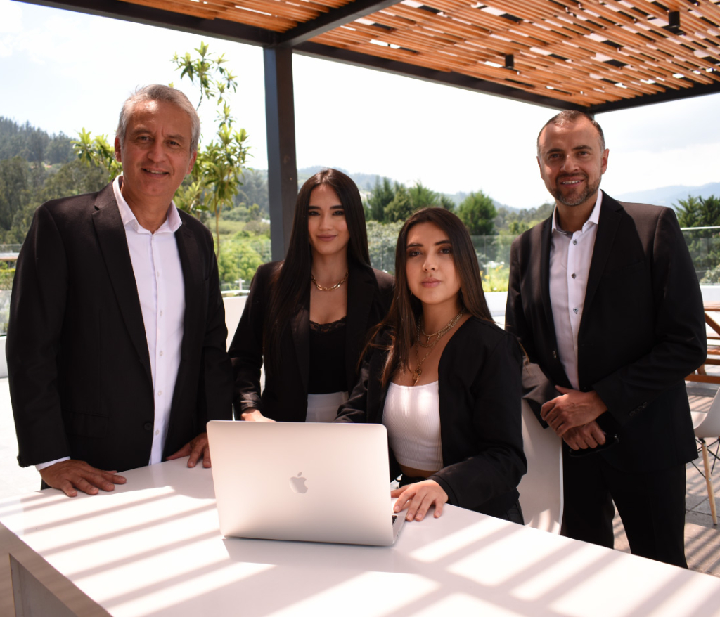 Sobre Nosotros - Deluxe Properties